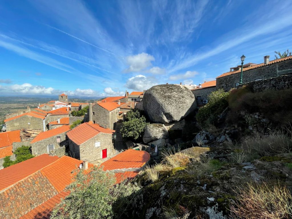 Monsanto: Aldeia histórica de Portugal mais portuguesa - KeViagem